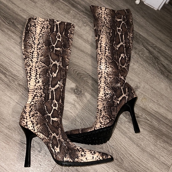 Steve Madden | Shoes | Steve Madden Happyy Snakeskin Mobwife Sexy Knee ...